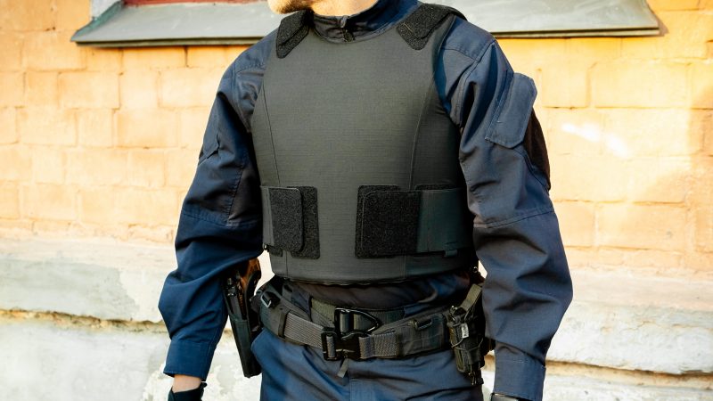 The Difference between Concealable and Overt Body Armor | Useful ...